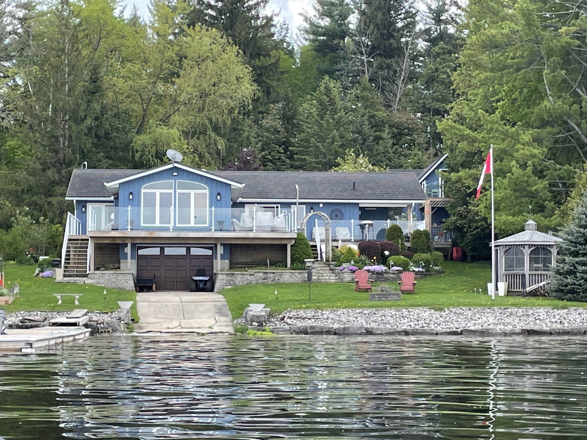 Unique Cottages for Sale at Belwood Lake near Fergus